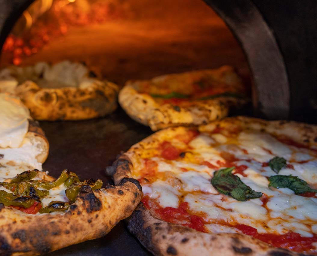 Naples: Unveiling the Birthplace of Pizza and Historic Ruins – Budget ...
